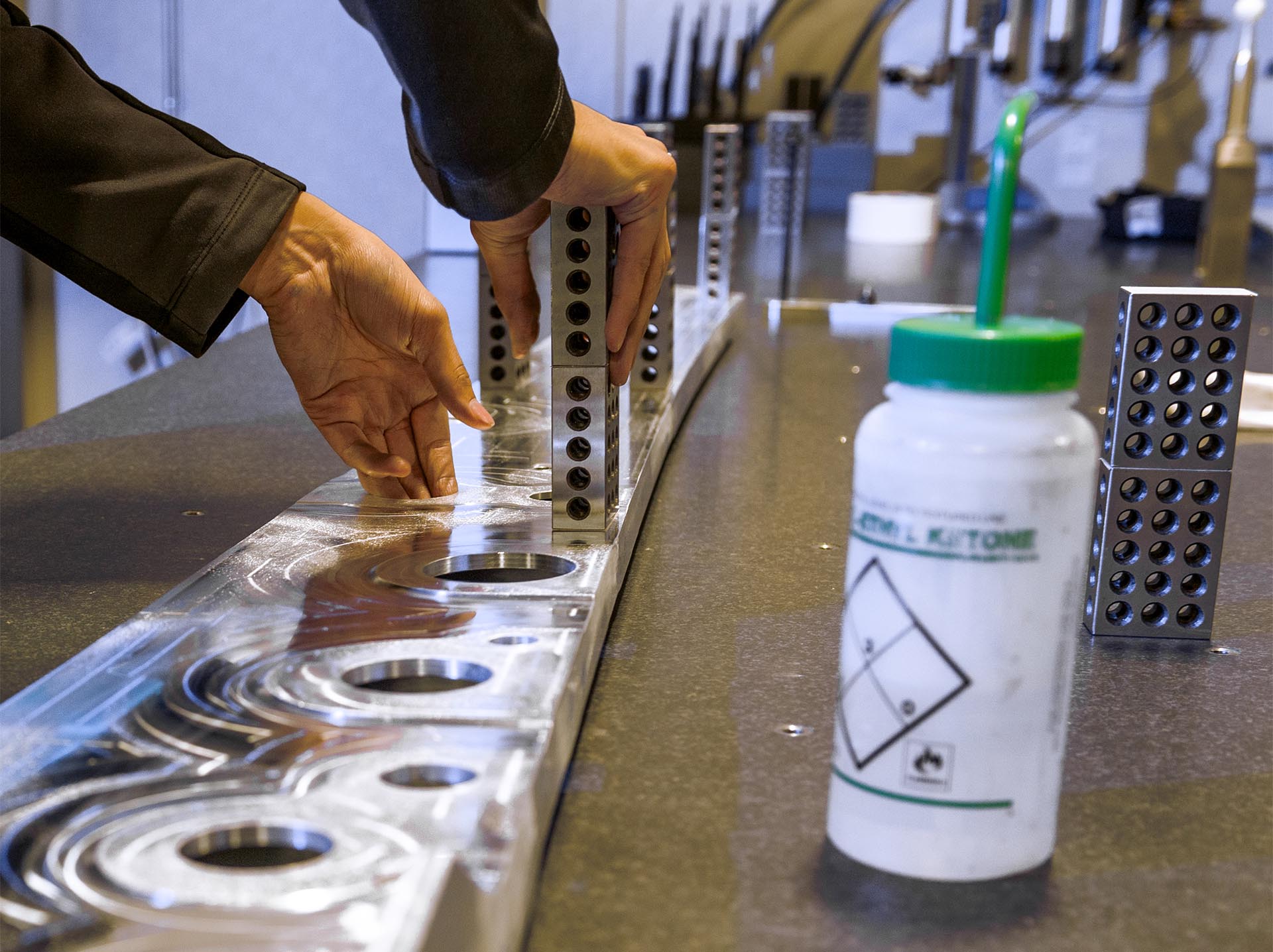 Products & Services - Davis Machine